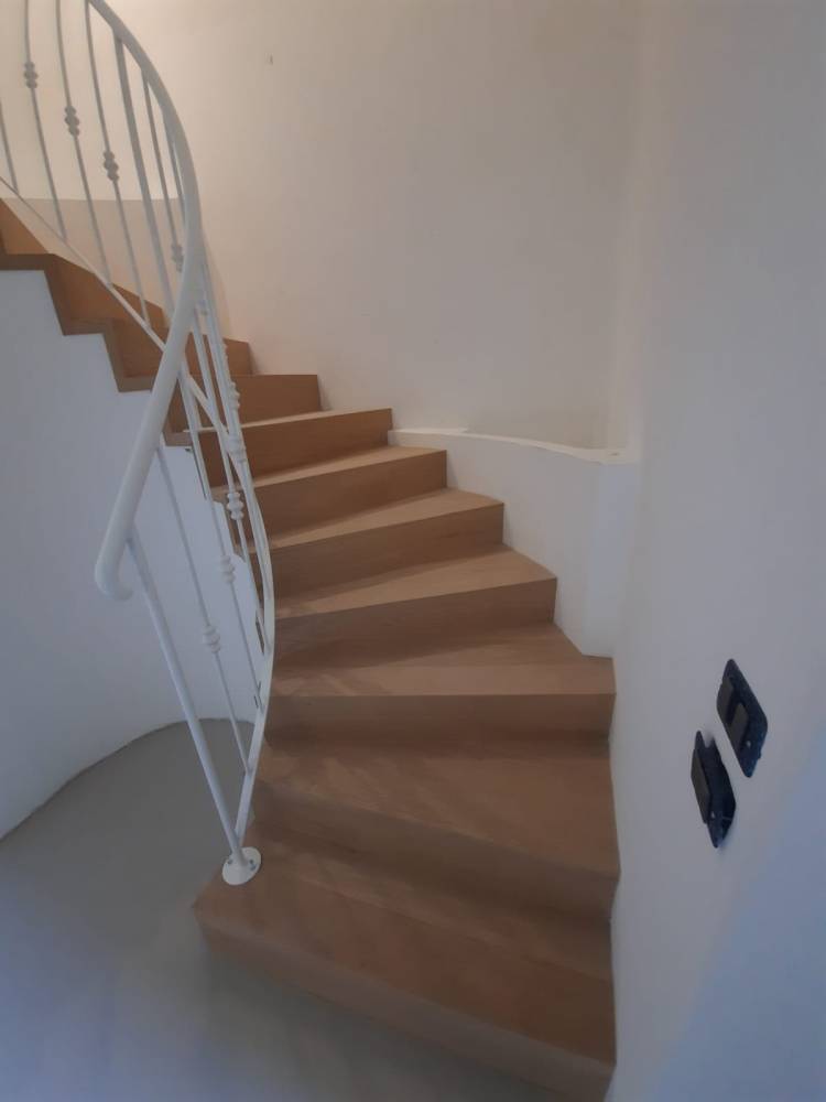 Coperture gradini scale legno parquet