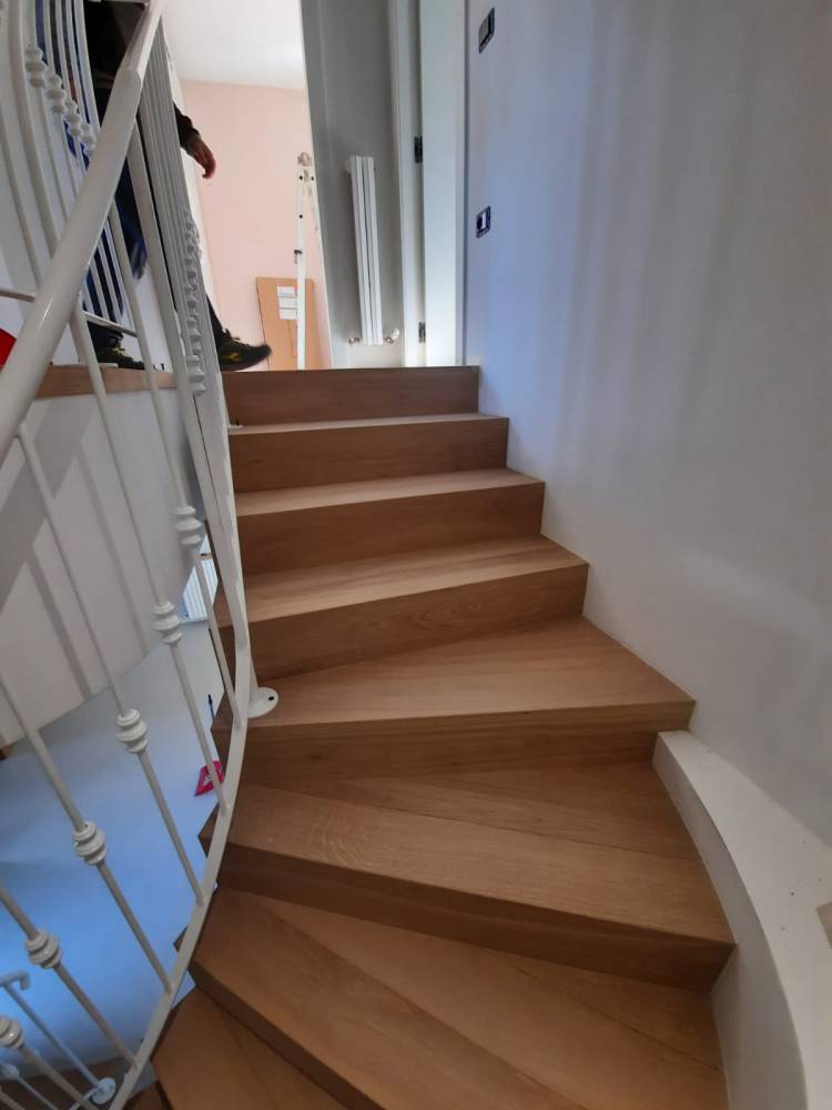 Coperture gradini scale legno parquet